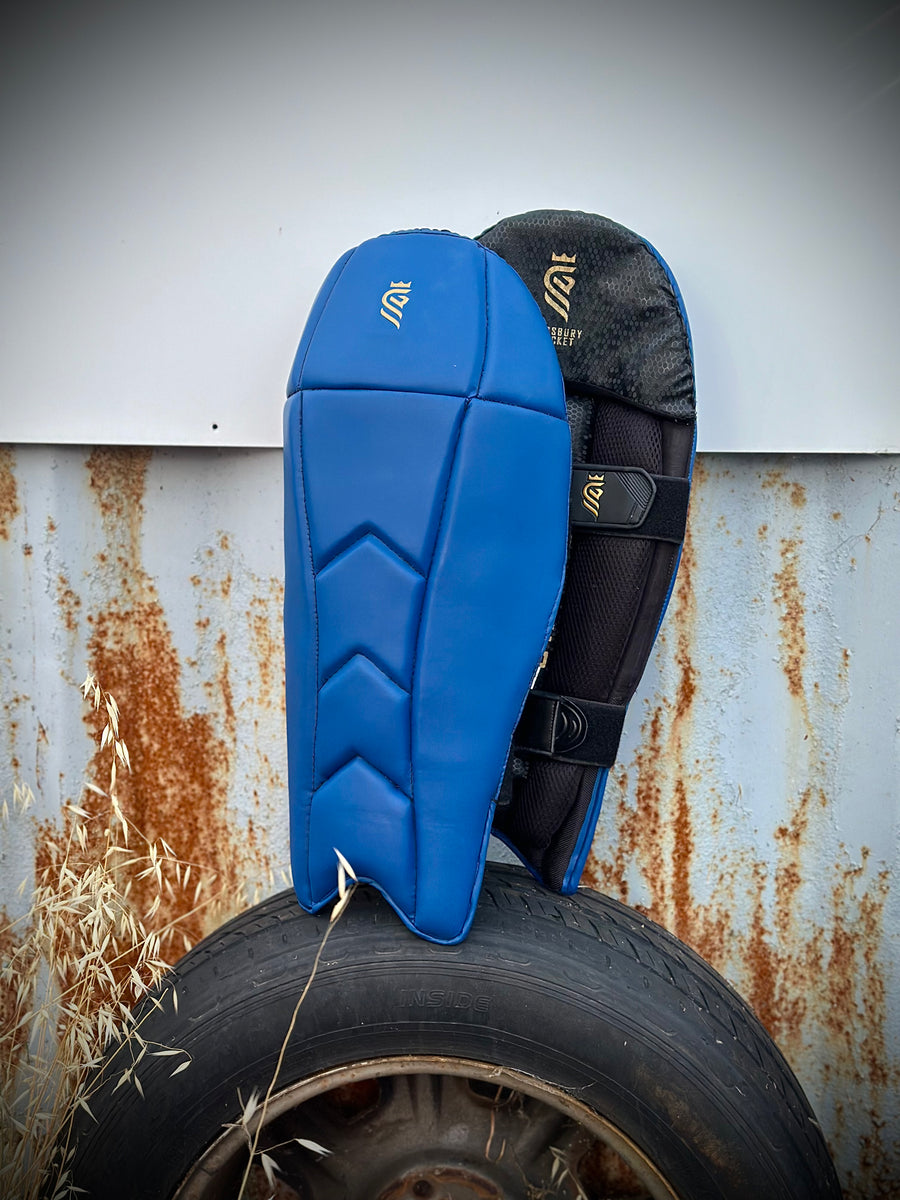 Coloured keeping pads – Kingsbury Cricket Australia