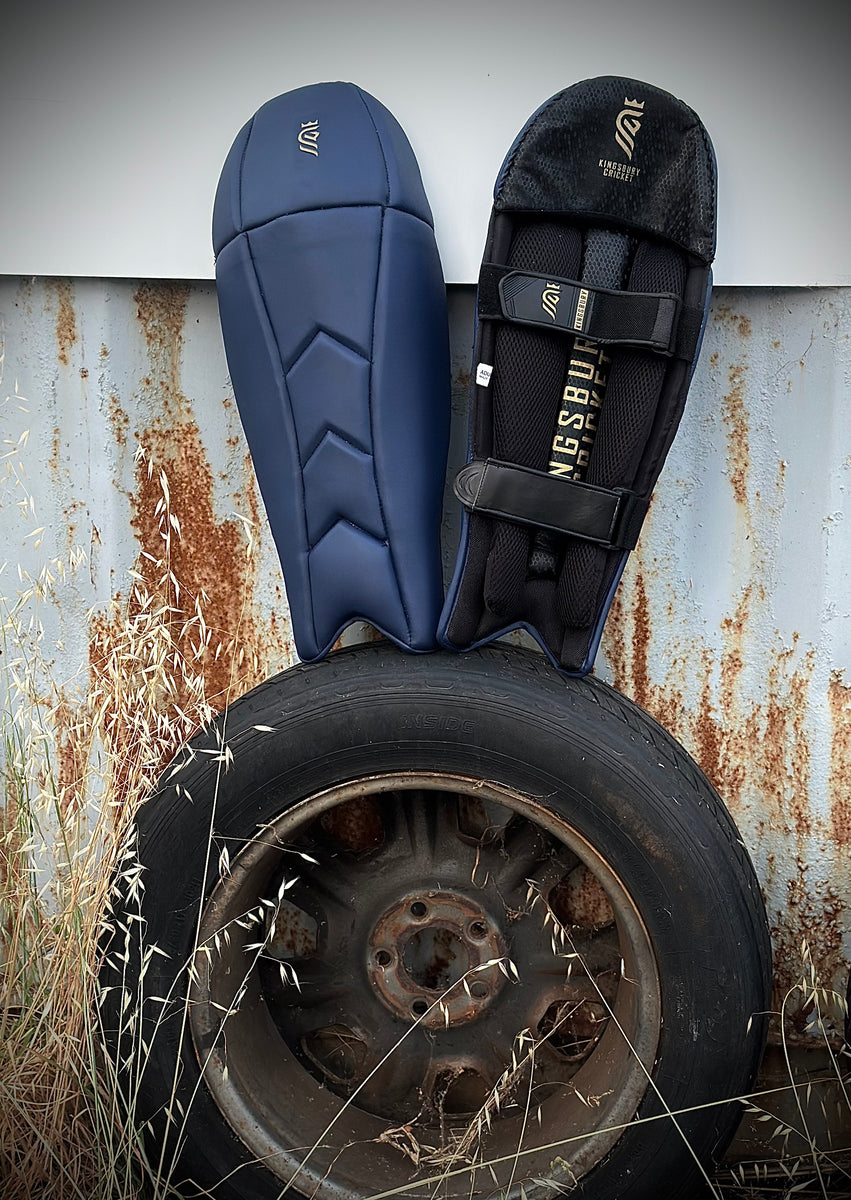 Coloured keeping pads – Kingsbury Cricket Australia